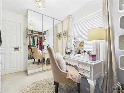 Lower Pingle Road, Ashbourne, Derbyshire £445,000